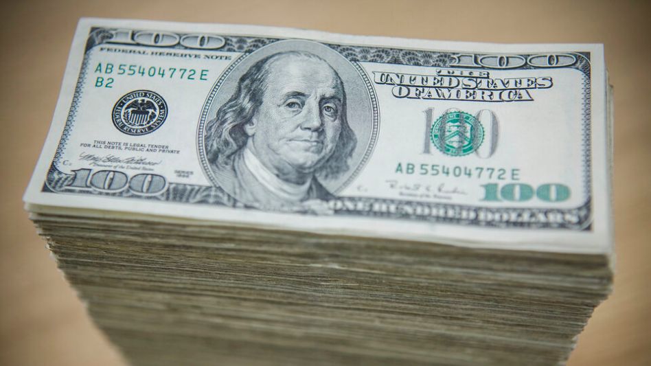 Dólar blue: el paralelo dio un salto y cerró a 319 pesos, récord desde ...